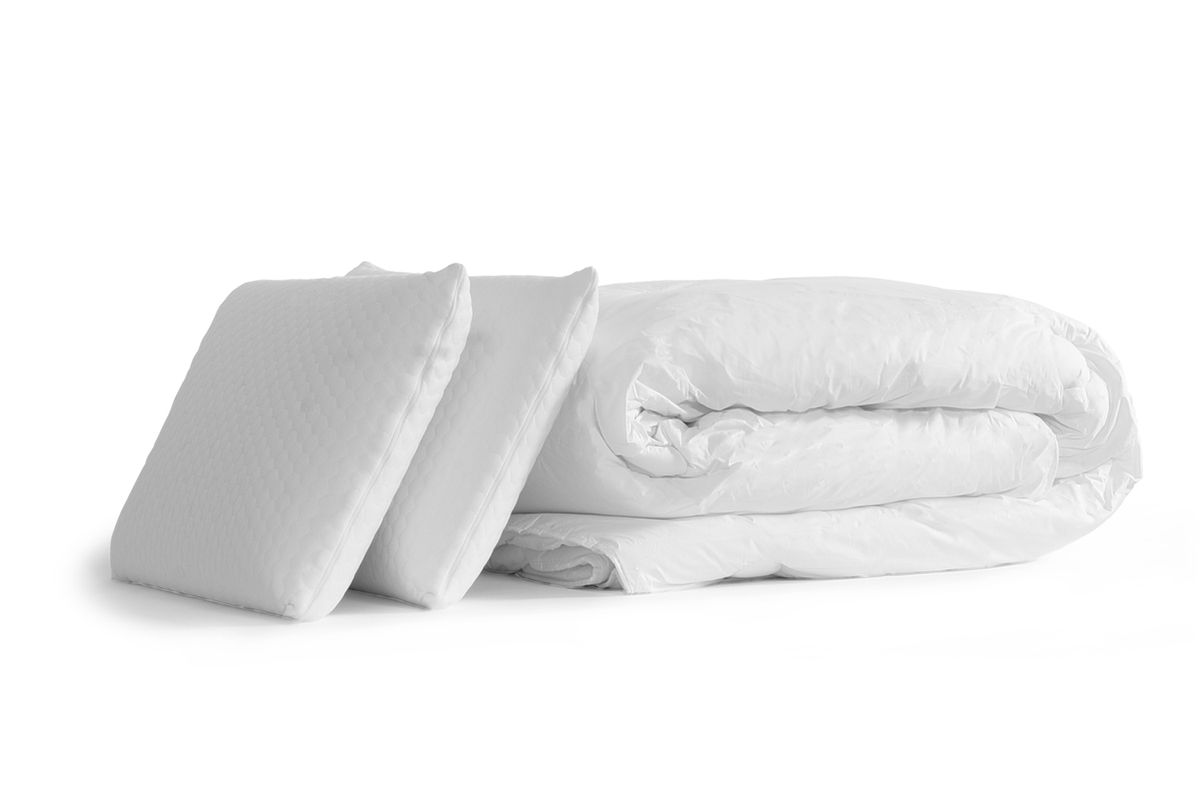 Pack prêt à dormir matelas BOOST ressorts ensachés et mémoire de forme ...